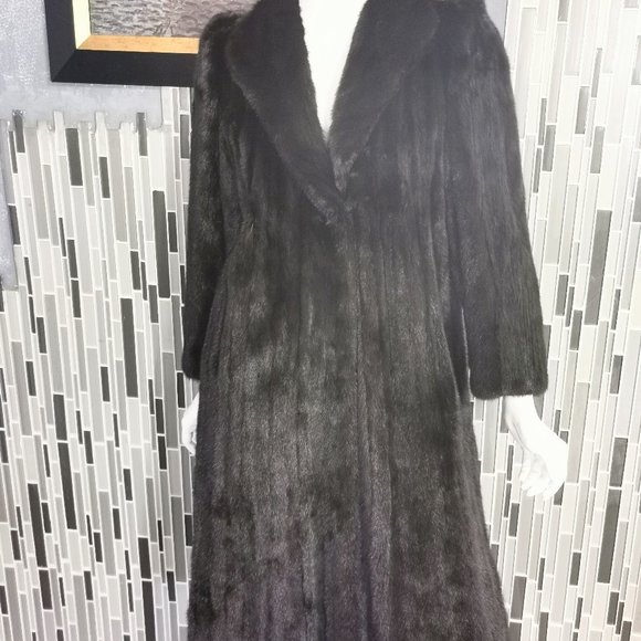 KASTIL FURS CHICAGO | Jackets & Coats | Kastil Furs Chicago Real ...